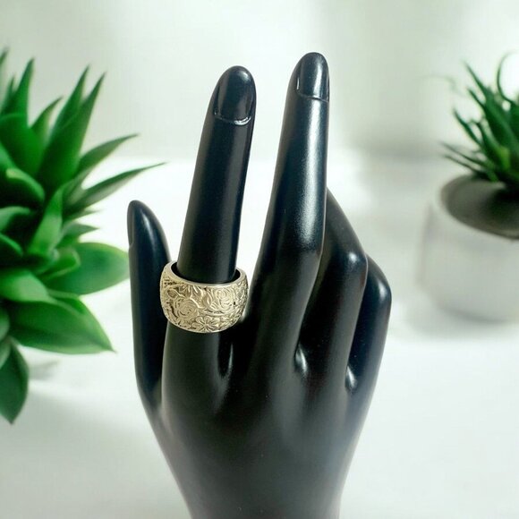 Silpada | Jewelry | Silpada Sterling Silver Flower Garden Ring | Poshmark